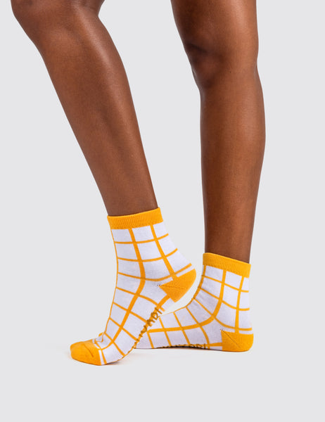 Banana Grid Socks – Mokuyobi